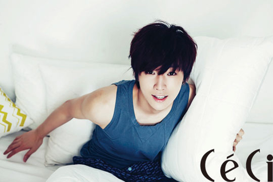 B1A4 Bedroom Photo Shoot for CeCi Magazine | Soompi