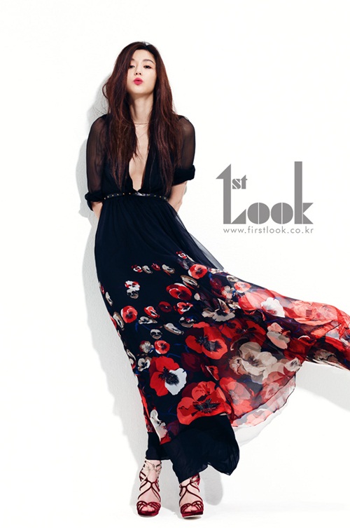 Jeon Ji Hyun Shows How Photoshoots Should Be Done | Soompi
