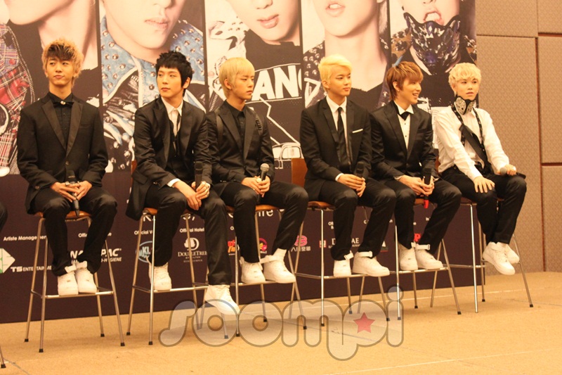 B.A.P Holds Press Conference in Malaysia | Soompi