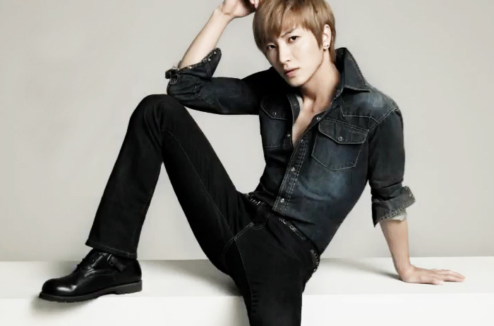 Lee Teuk Reveals Secret on Maintaining Stamina at Super Junior Press ...