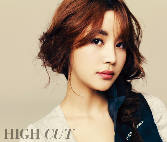 “A Gentleman’s Dignity” Couple Kim Min Jong and Yoon Ji Ni Featured in High Cut Magazine | Soompi