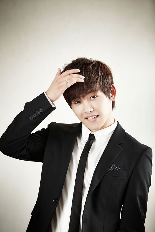 Hoya Speaks About Role in “Answer Me 1997” in Interview | Soompi