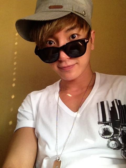 Super Junior leader Leeteuk Posts Post-Recovery Selca | Soompi