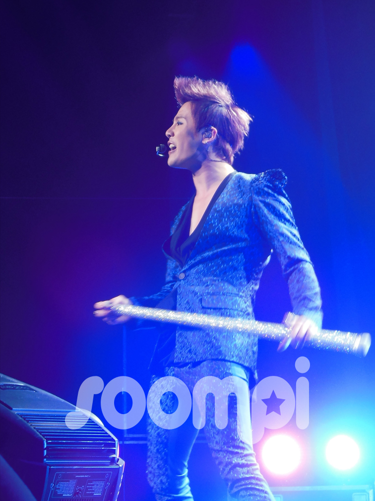 [Concert Review] JYJ’s XIA Junsu Brings Down The House In New York | Soompi