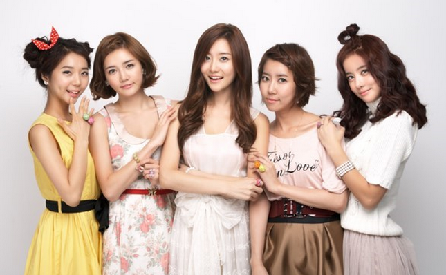 32 K-Pop Idol Girl Groups Made their Debut in 2012! | Soompi