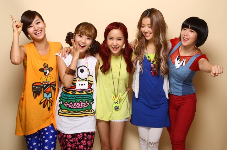 32 K-Pop Idol Girl Groups Made their Debut in 2012! | Soompi