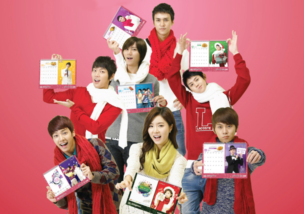 Santa’s K-Pop Male Helpers! | Soompi