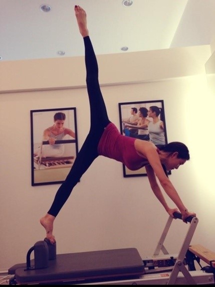Check Out Kahi’s Body Doing Pilates | Soompi