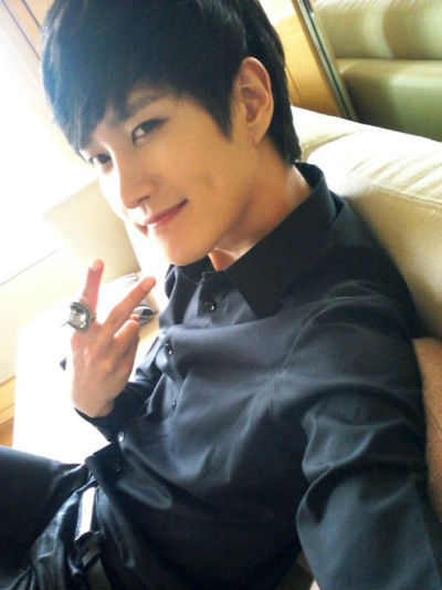 K-Pop Idols with the Cutest Dimples | Soompi