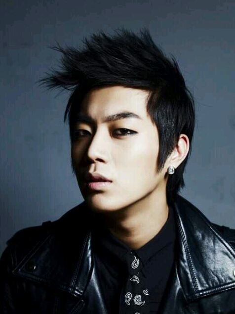 Celebrities Born in the Year of the Snake | Soompi