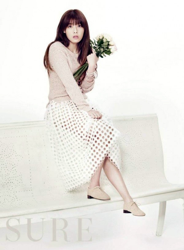 Wonder Girls’ Yoobin Reveals a Sweetheart Look For “Sure” Pictorial ...