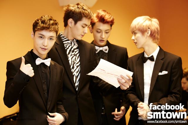 EXO-M Wins “Most Popular Group” Award at the Top Chinese Music Awards ...