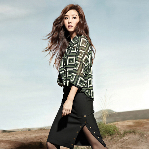[Gallery] Park Han Byul Looks Stunning for BLU PEPE | Soompi