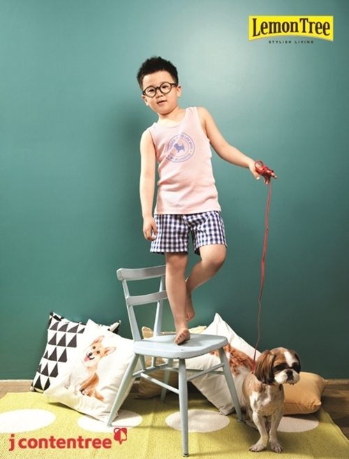 Yoon Hoo Adorably Poses with Puppies for Lemon Tree Magazine | Soompi