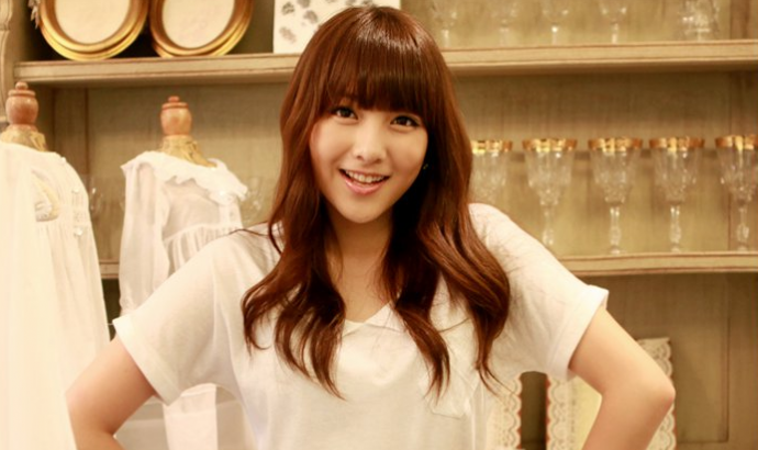 [SNS Pic] Kang Ji Young When She Was Five Years Old | Soompi