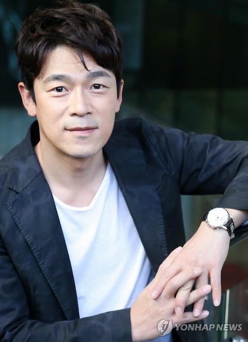 11 Things You Didn’t Know About The “Descendants Of The Sun” Cast | Soompi