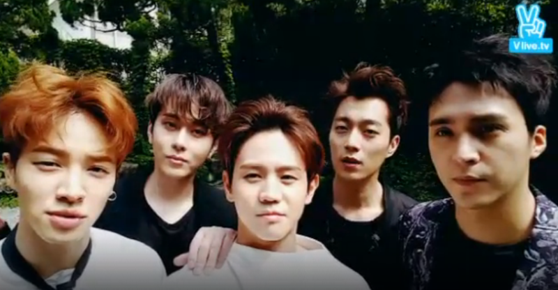BEAST Greets Fans As Five-Member Group Through Live Broadcast | Soompi