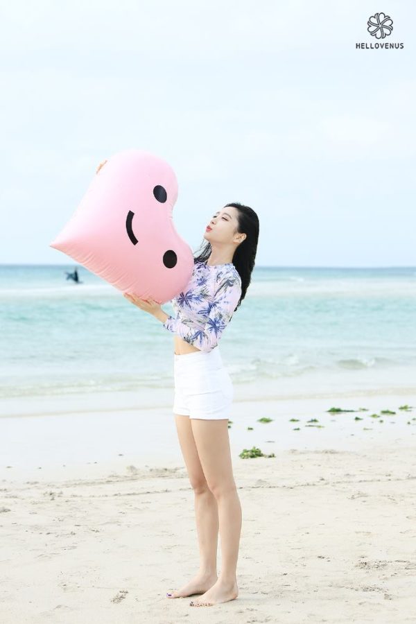 Hello Venus Shares Group Teaser Photo For New Single “Paradise” | Soompi