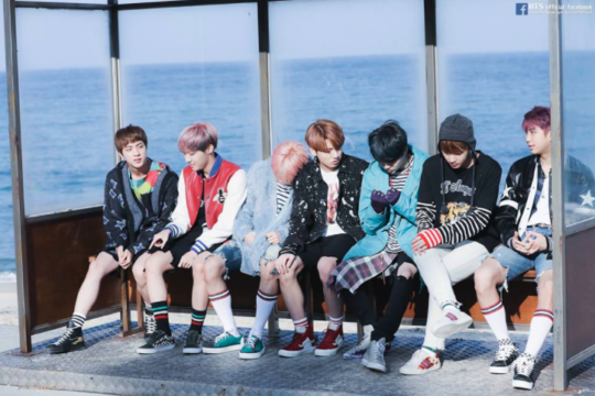BTS dévoile de nouvelles photos pour « You Never Walk Alone » – K-GEN