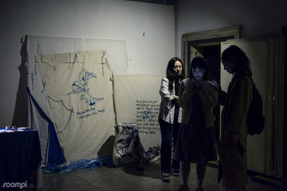 Exclusive: Watch Lydia Lee Perform Her US Debut Single Live, Covers ...