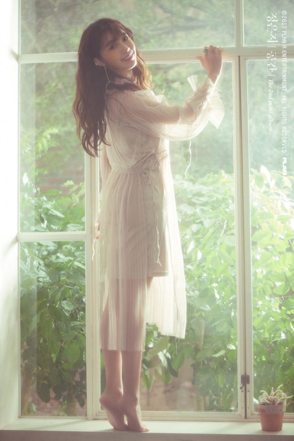 Jung Eunji (Apink) propose des photos teasers et la tracklist de son nouvel album solo – K-GEN