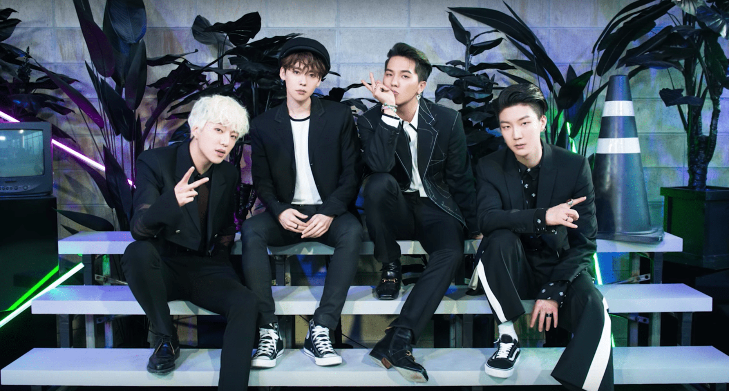 WINNER Succeeds With Really Really Soompi s K Pop Music Chart 2017 WINNER Succeeds With Really Really Soompi s K Pop Music Chart 2017