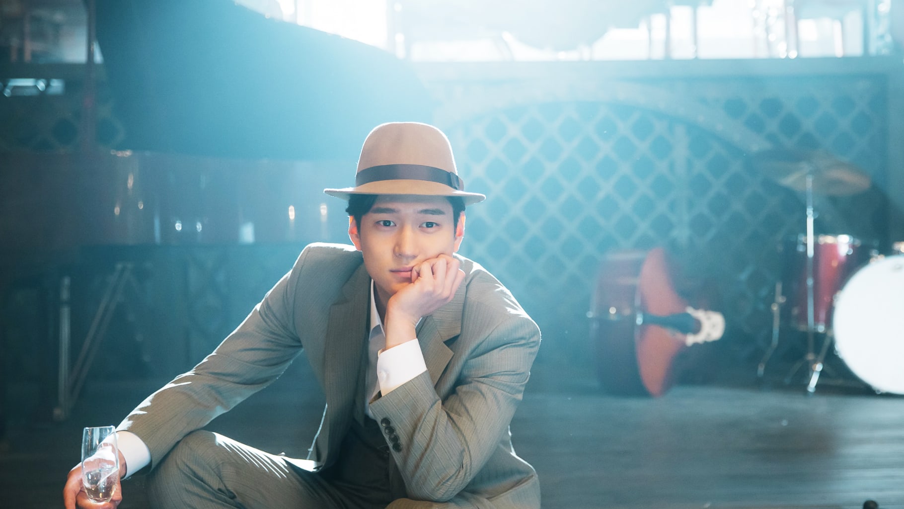 Watch Go Kyung Pyo Gets Adorably Scared Around Guns In Chicago