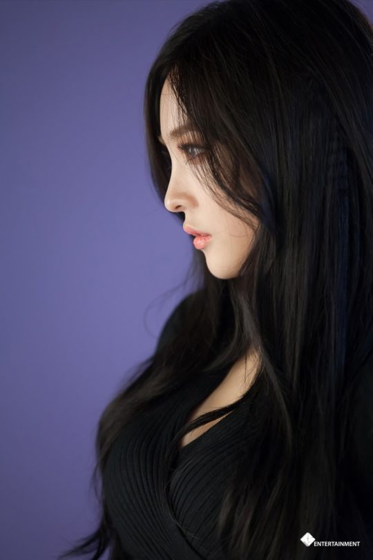 Update: SONAMOO Shares New Group Photo For “Friday Night” | Soompi