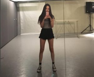 Female Celebrities Blessed With Notably Long Legs | Soompi