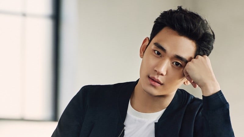 Kim Soo Hyun Receives Official Military Assignment And Award Of ...