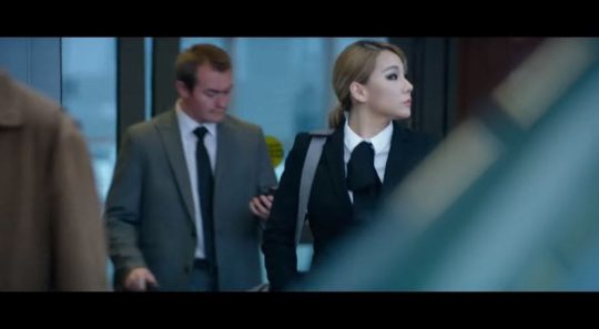 Watch: CL Appears In Suspenseful Trailer For Her Hollywood Acting Debut ...