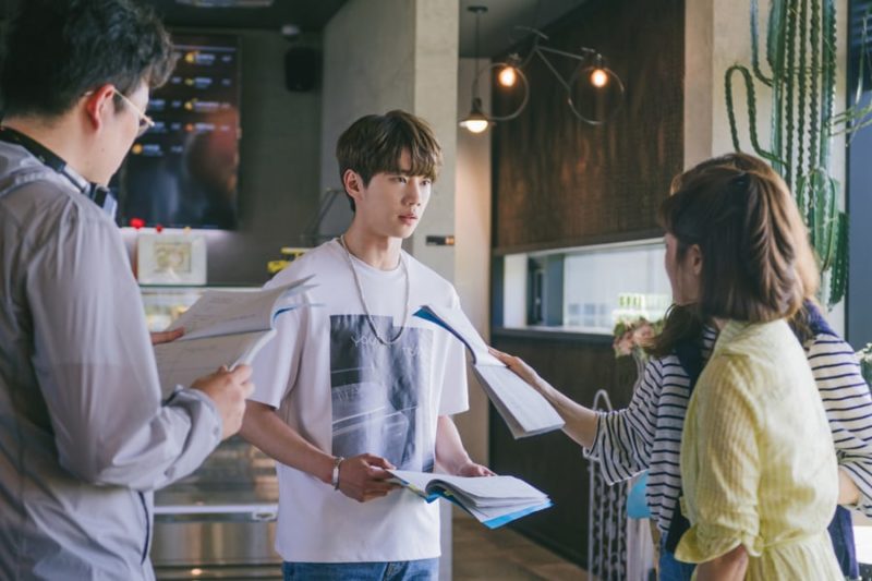 “Goodbye To Goodbye” Cast Shows Off Their Professionalism Behind The ...