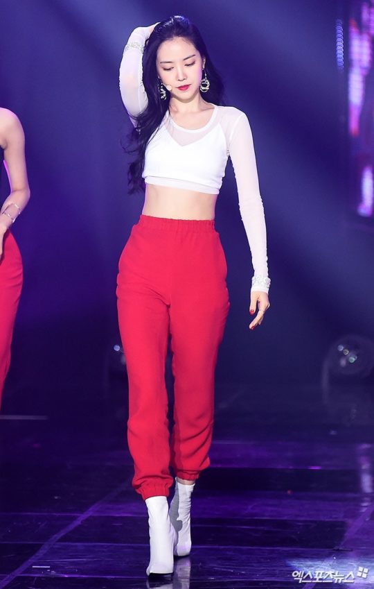 How Korean Celebrities Are Working The Color Red Into Their Wardrobes ...