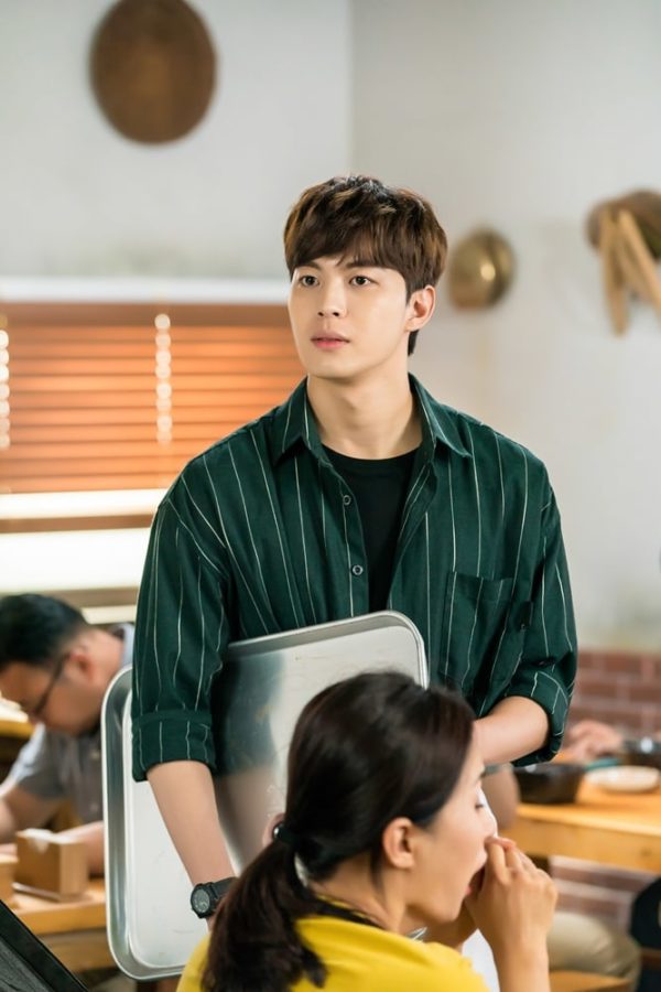 Hyun Woo And VIXX’s Hongbin Compete As Rivals In “Witch’s Love” | Soompi
