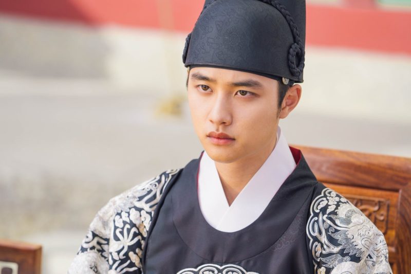 EXO’s D.O. Goes From Lonely Crown Prince To Awkward But Lovable Country ...