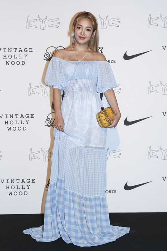 From Idols To Style Icons: Korean Stars That Shined At 19/SS Hera Seoul ...