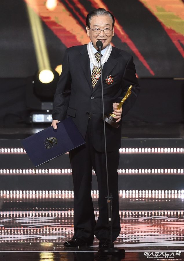 BTS, Red Velvet, Son Ye Jin, Yoo Jae Suk, And More Express Thanks At ...