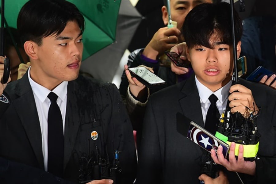 The East Light's Lee Seok Cheol And Lee Seung Hyun Visit Police Station ...