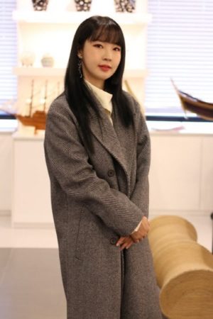 Jenyer (Jeon Jiyoon) Gets Honest About Experiencing A Slump, Her Solo ...