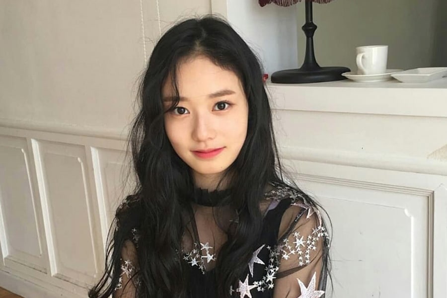 "Produce 48" Contestant Kim Do Ah To Debut This Month In Unit Group ...