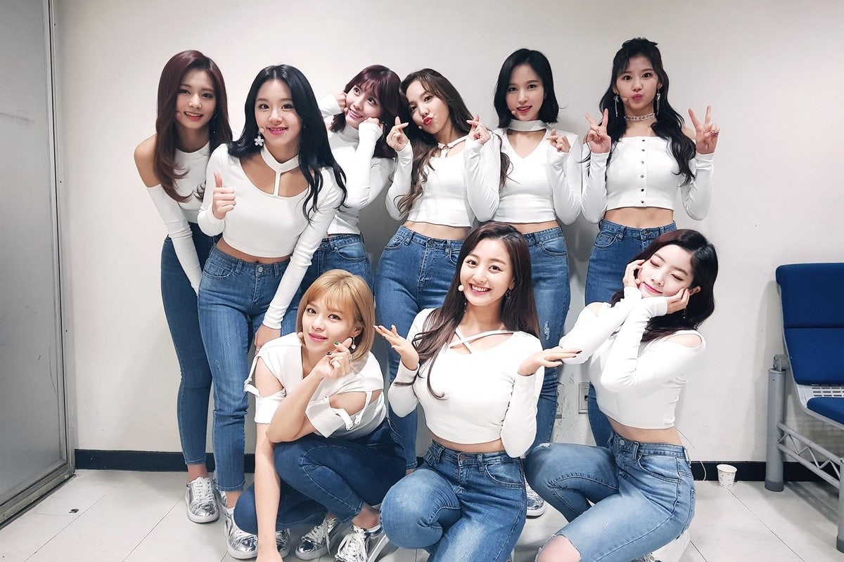 TWICE Wins Song Of The Year At 2018 Korea Popular Music Awards | Soompi