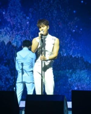 Male K-Pop Idols Whose Muscular Bodies Can Keep Them Warm During The ...