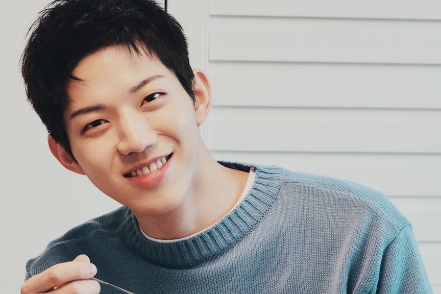 DAY6's Dowoon Starts His Own Twitter Account | Soompi
