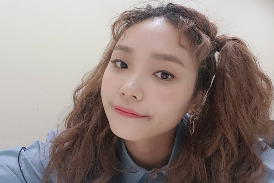 Singer-Songwriter Lee Jin Ah Ties The Knot With Pianist | Soompi