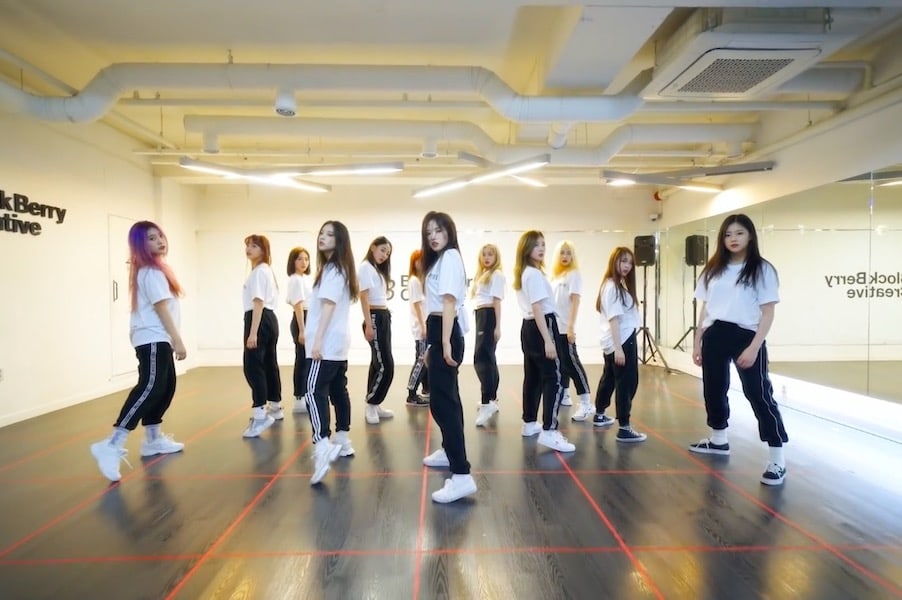 Update: LOONA Covers BTS's "Fire" And NCT 127's "Cherry Bomb" | Soompi