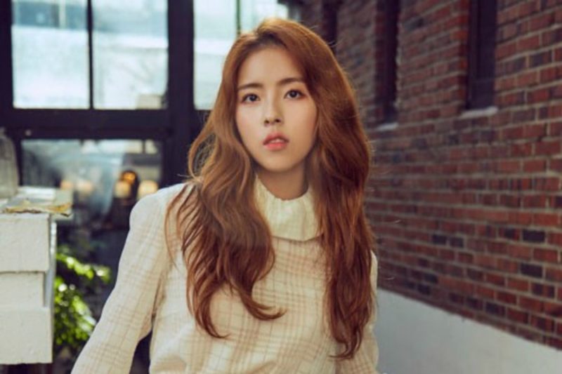 Talented Female Celebs Who Rock Their Petite Statures | Soompi