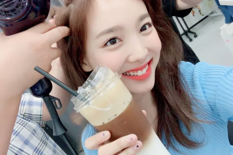 K-Pop Idols Who Are Known For Having Heart-Shaped Lips | Soompi