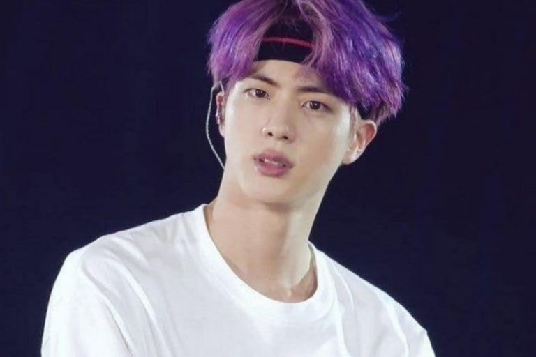 Idols Who Look Bewitching With Their Purple Hair | Soompi