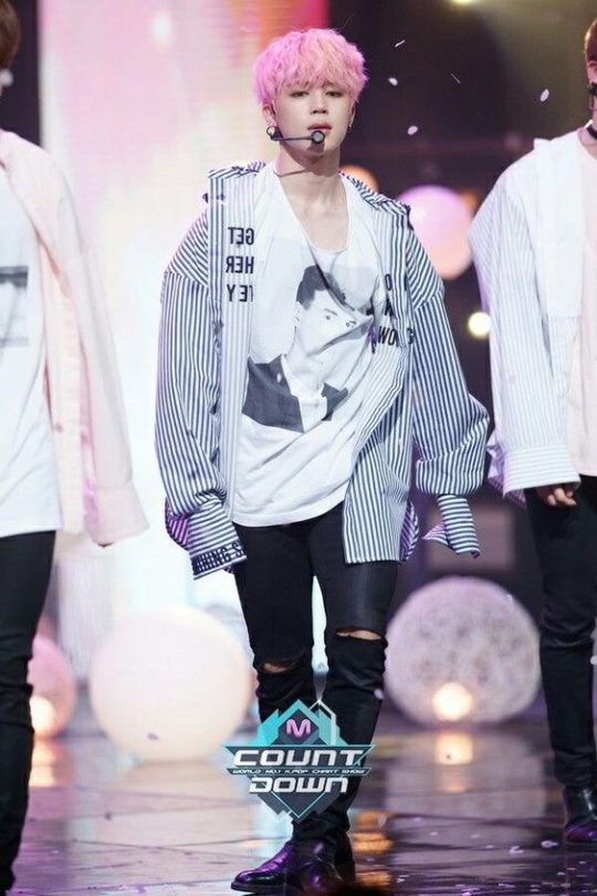 10 Outfits That Remind Us BTS’s Jimin Is A True Fashion Icon | Soompi