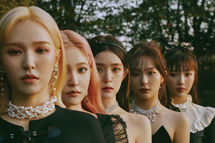 Red Velvet Becomes 1st Girl Group To Hit No. 1 On US iTunes With 3 ...